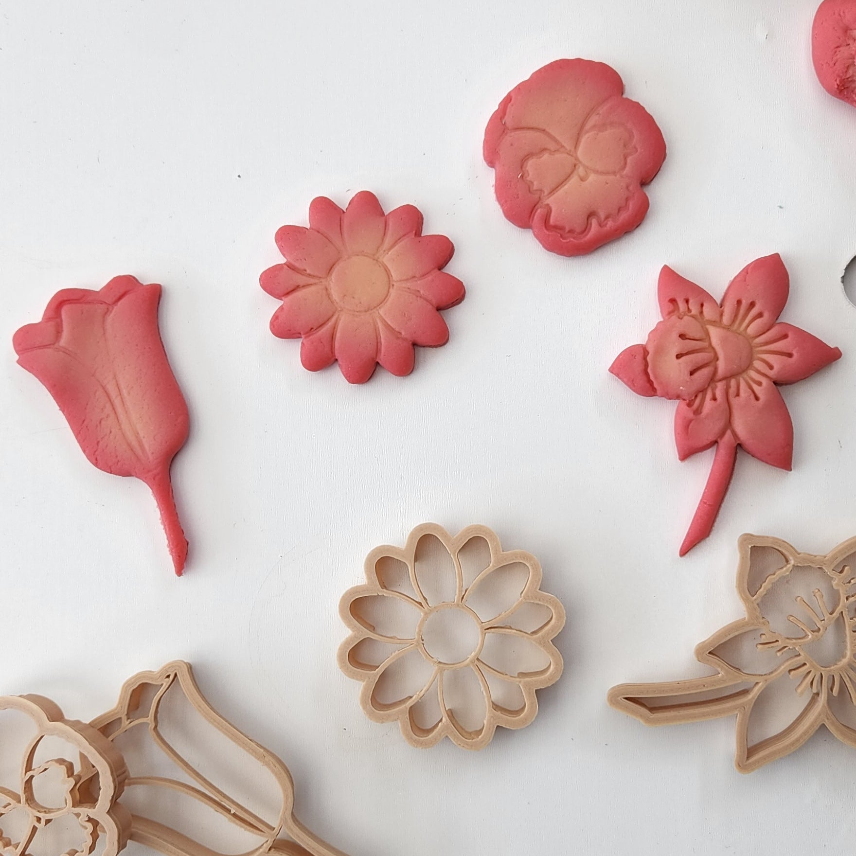 Thermochromic Colour Changing Playdough -red – Ready Scent Dough
